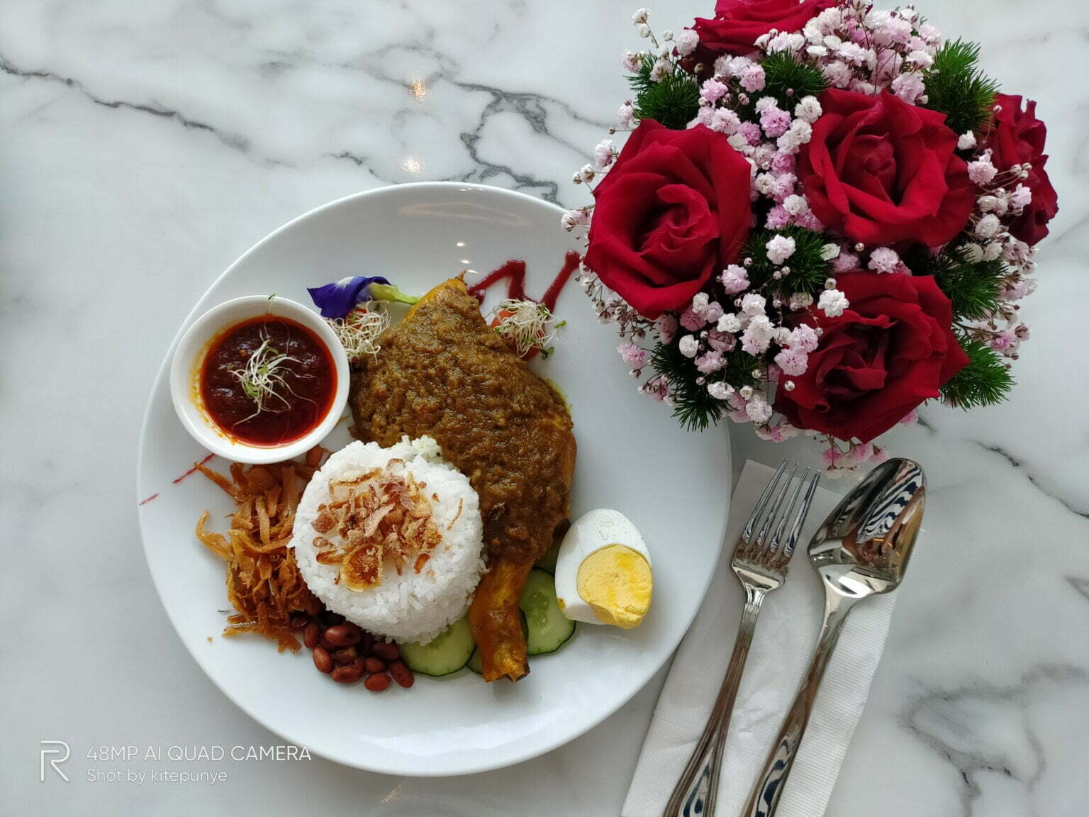 Anggun Chef Cafe Restaurant Hidang Nasi Lemak Rendang Peanut Butter