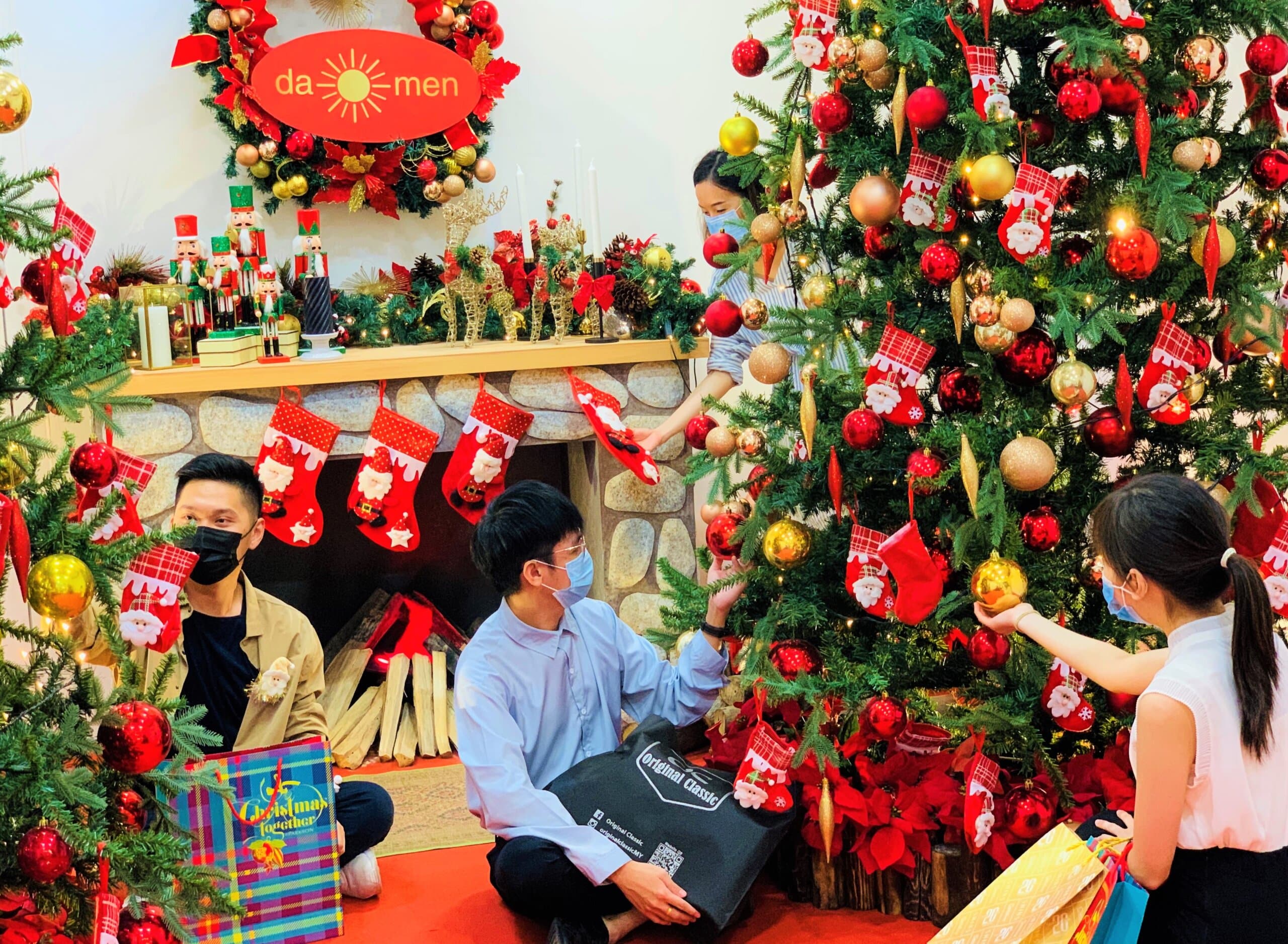 Da Men USJ’s SANTAstic Christmas Invite Malaysians To Experience It