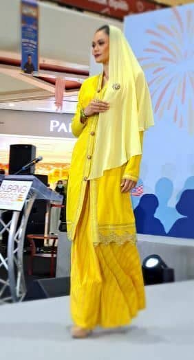 SUBANG PARADE MERDEKA FIESTA ADA FESYEN SHOW, MEMANG BEST!