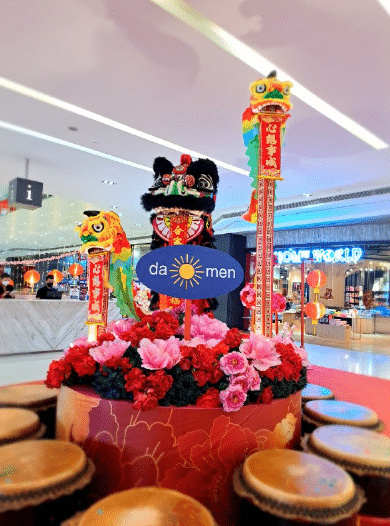 300 ORIENTAL DRUMS AT DA MEN USJ FOR CNY, AWESOME!